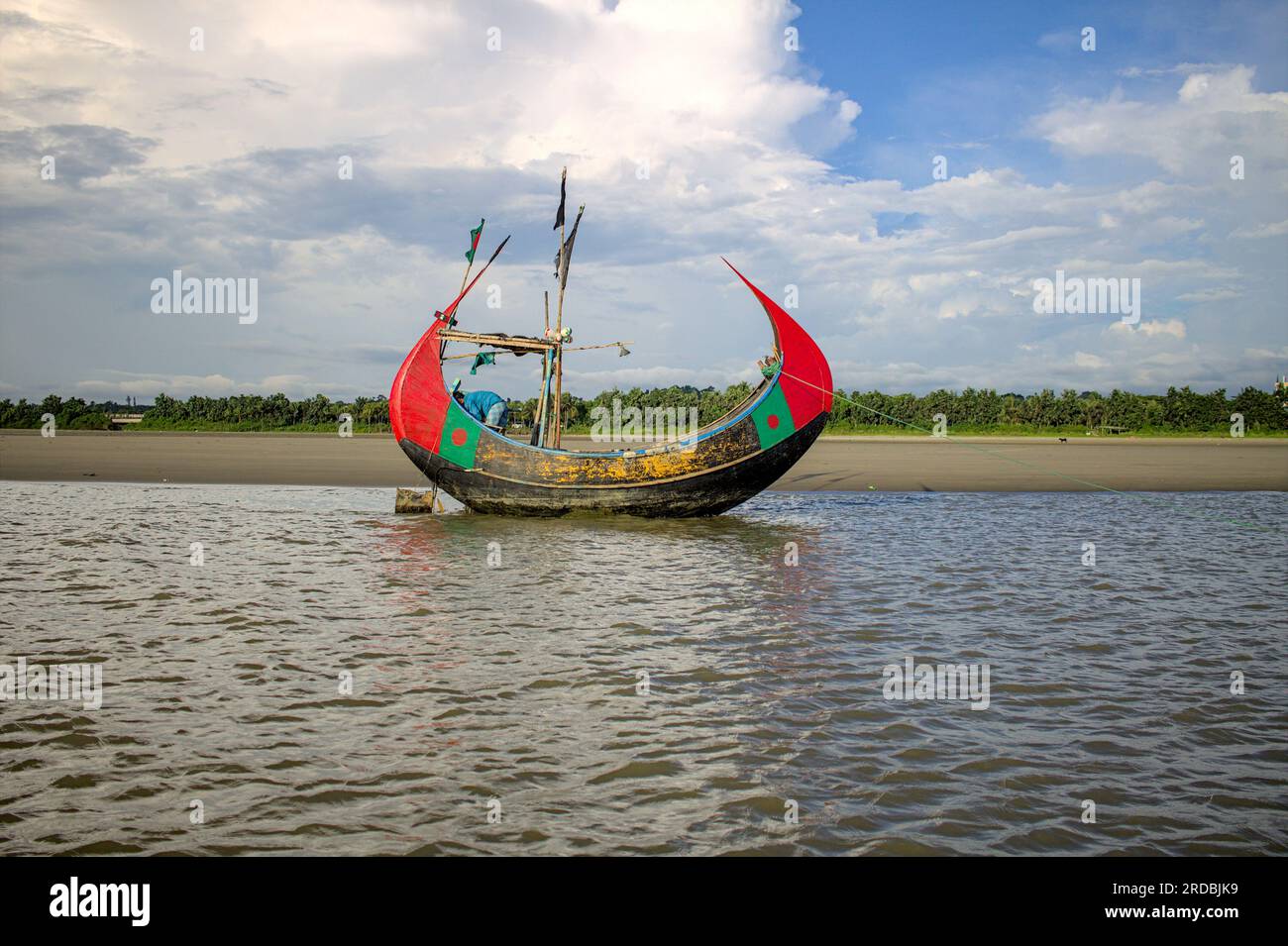 fisher man boat Innani beach cox's bazar Stock Photo - Alamy