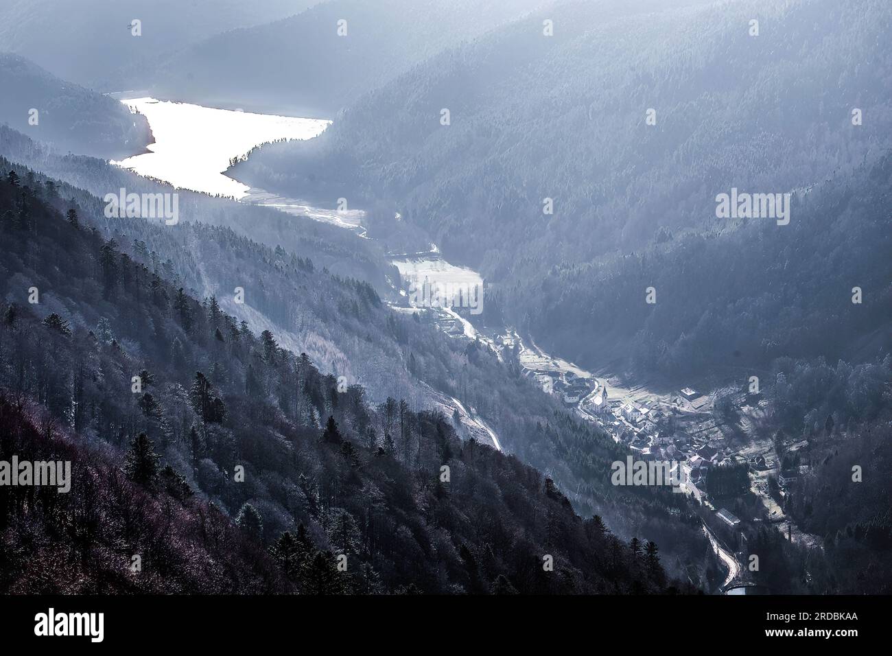 Chemin des cretes hi-res stock photography and images - Alamy