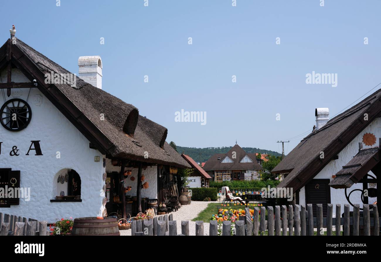 Pretty traditional thatched roof houses Stock Photo - Alamy