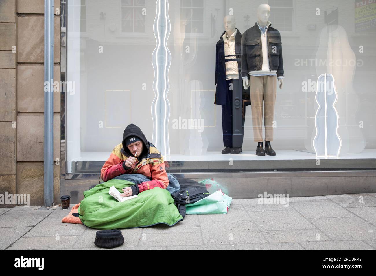 Sofa surfing homeless hi-res stock photography and images - Alamy