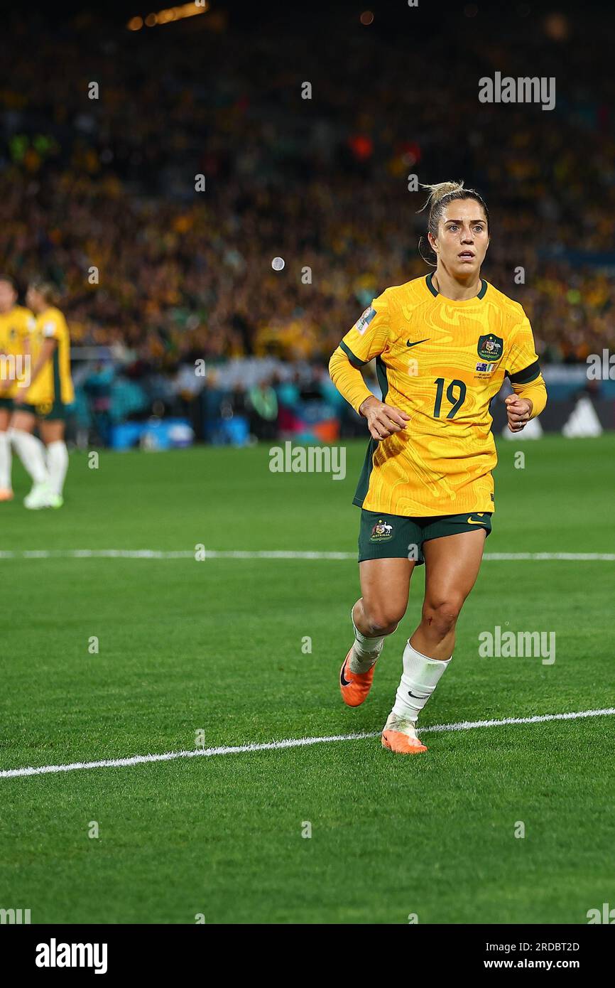 Women's soccer world cup corner kick hi-res stock photography and ...