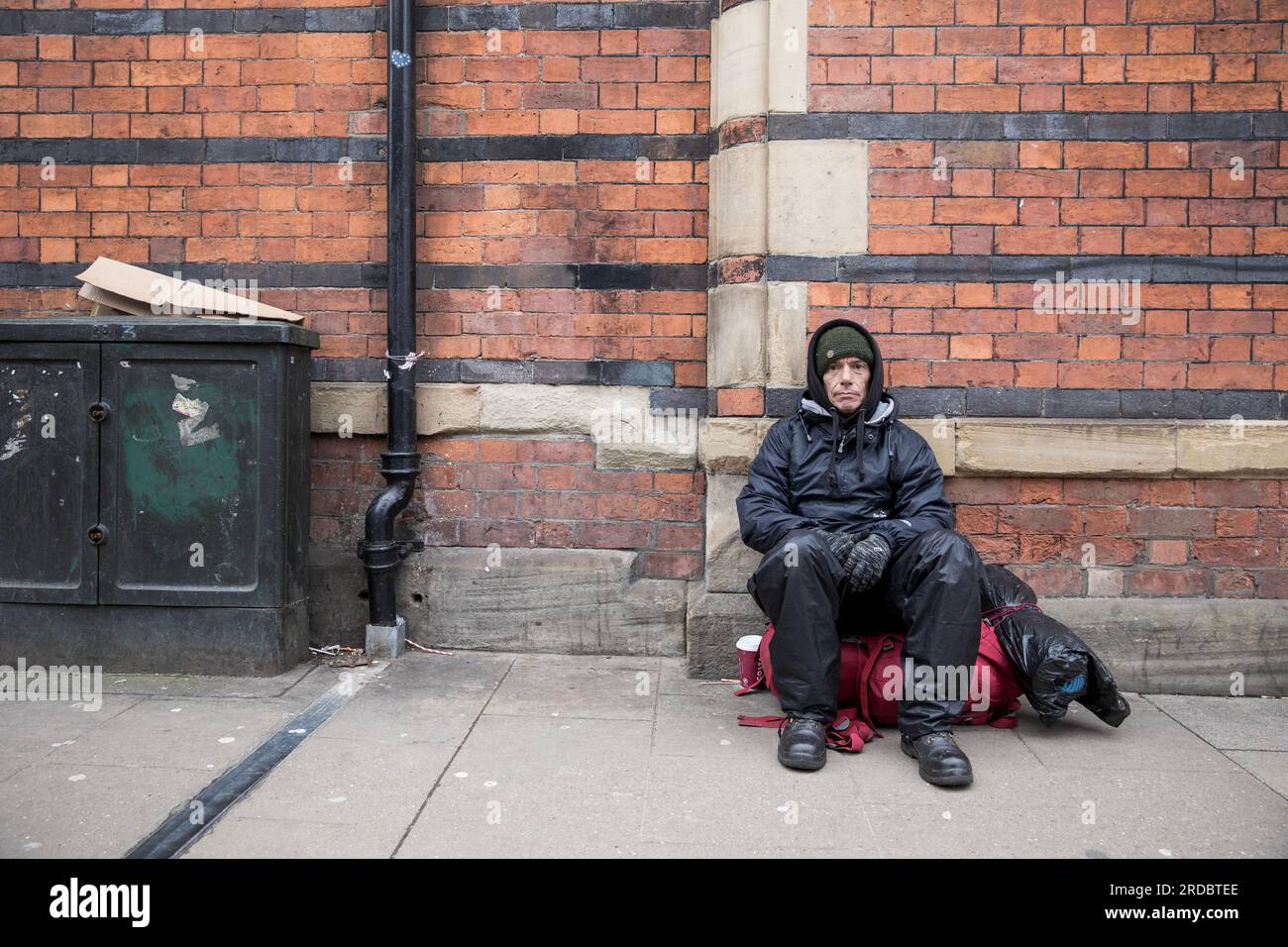 Sofa surfing homeless hi-res stock photography and images - Alamy