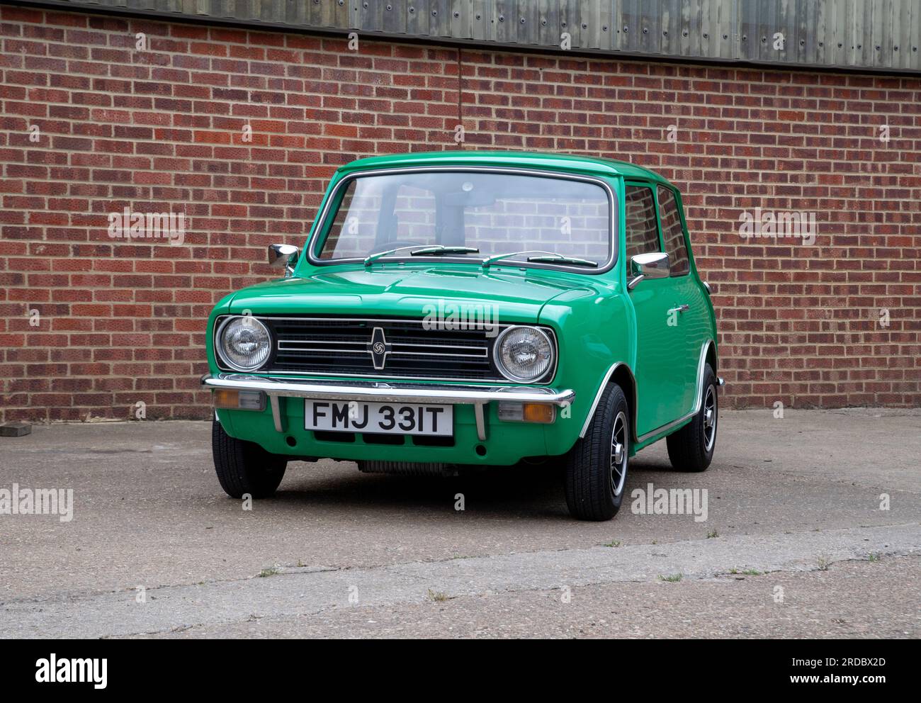 Classic mini green hi-res stock photography and images - Alamy