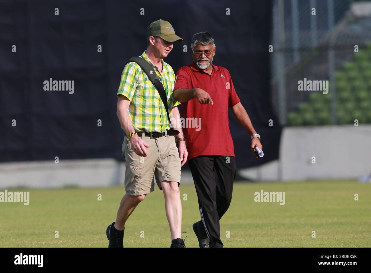 The Bangladesh Cricket Board (BCB) has appointed Tony Hemming (yellow ...