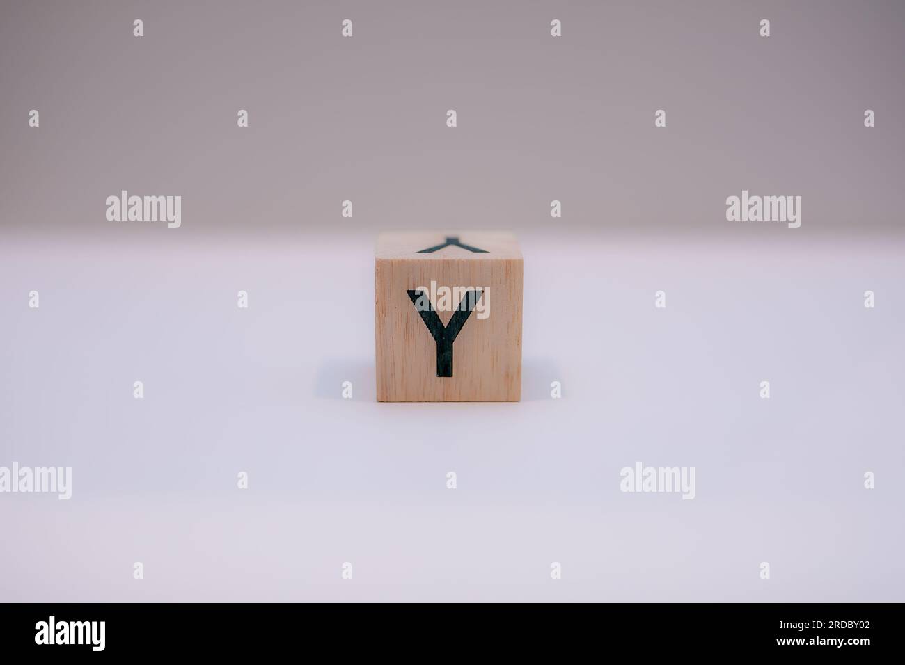 Y typography font letter type white hi-res stock photography and images ...
