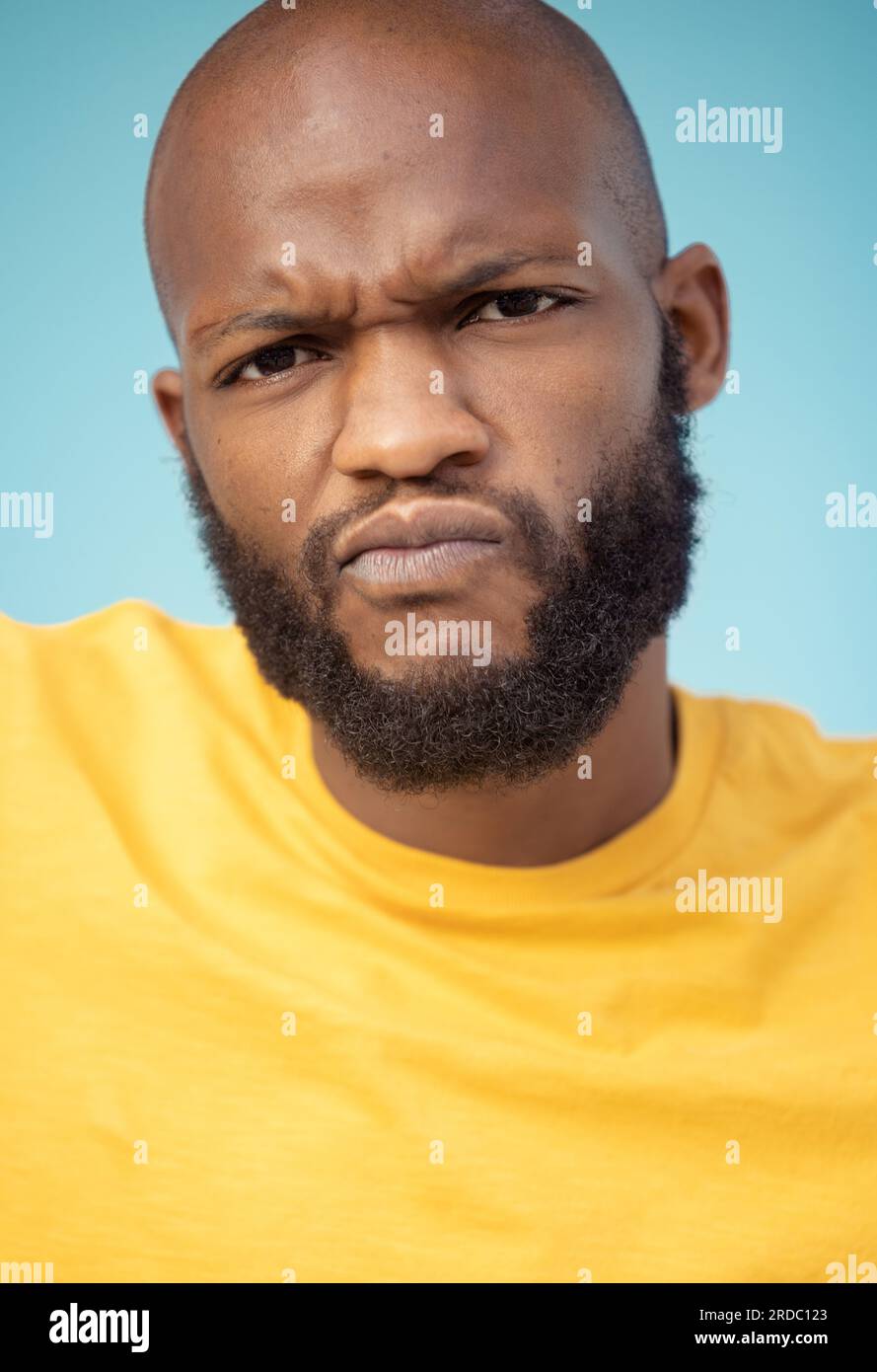 Frown expression hi-res stock photography and images - Alamy