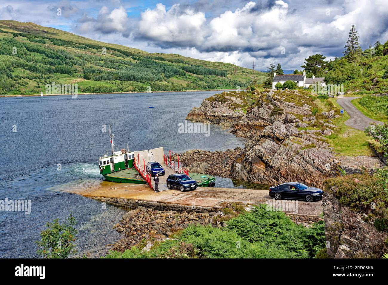 Glenachulish turntable ferry hi-res stock photography and images - Alamy