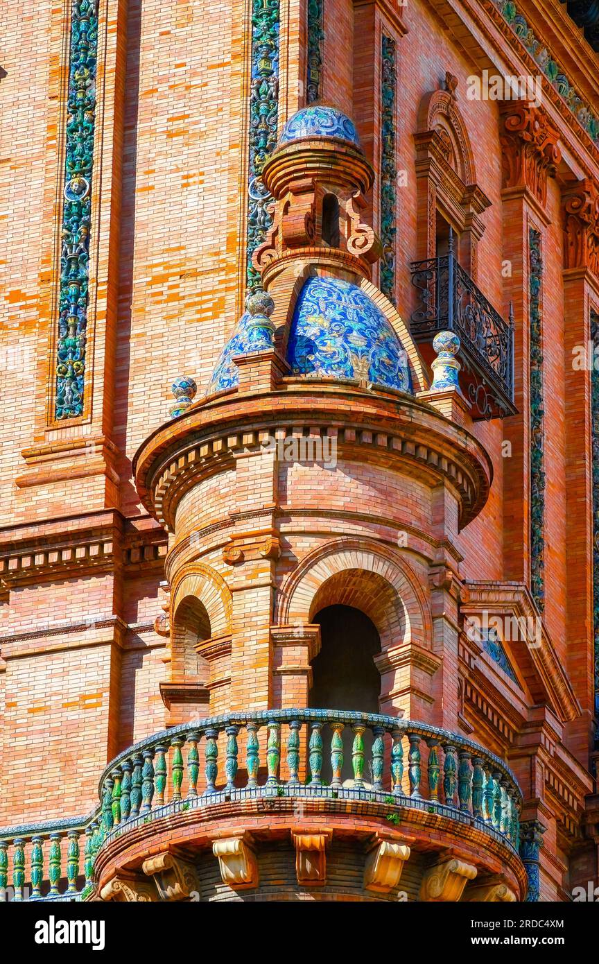 Turret tower hi-res stock photography and images - Alamy