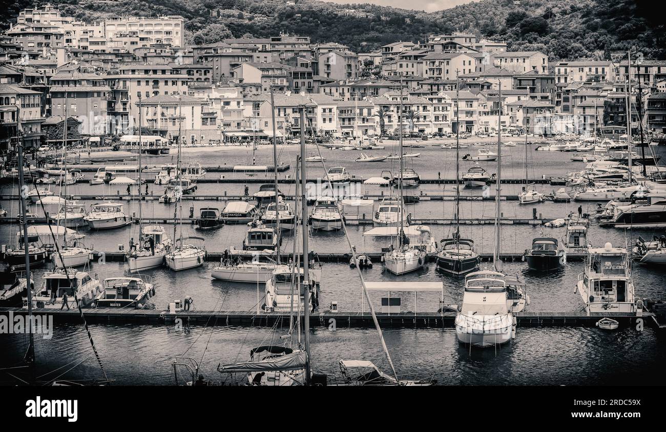 Portviews hi-res stock photography and images - Alamy