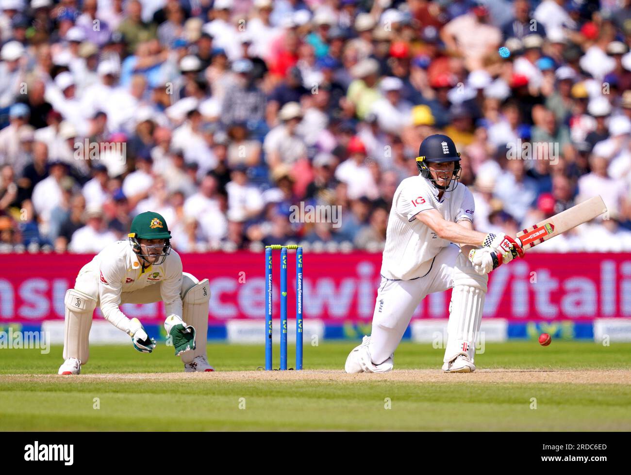 Zak crawley ashes 2023 old trafford hi-res stock photography and images ...