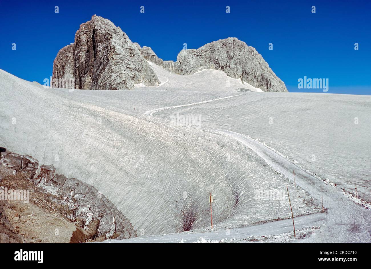 scenic Dachstein mountain with glacier view in the Alps, Austria Stock ...