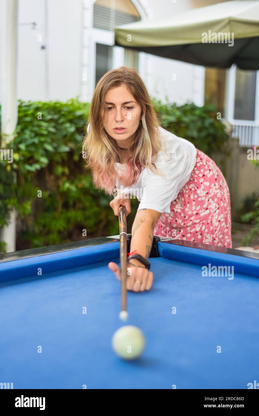 Pool table cue women hi-res stock photography and images - Alamy
