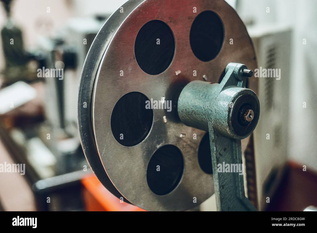 Old projector hi-res stock photography and images - Alamy