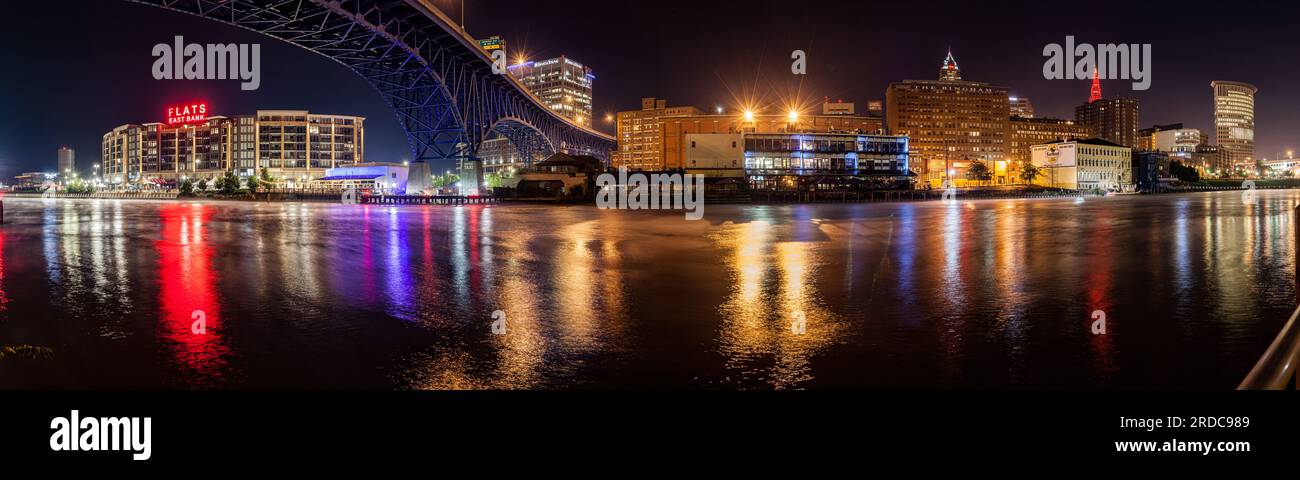 Downtown cleveland night hi-res stock photography and images - Alamy