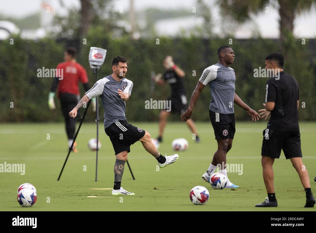 Lionel messi practice hi-res stock photography and images - Alamy