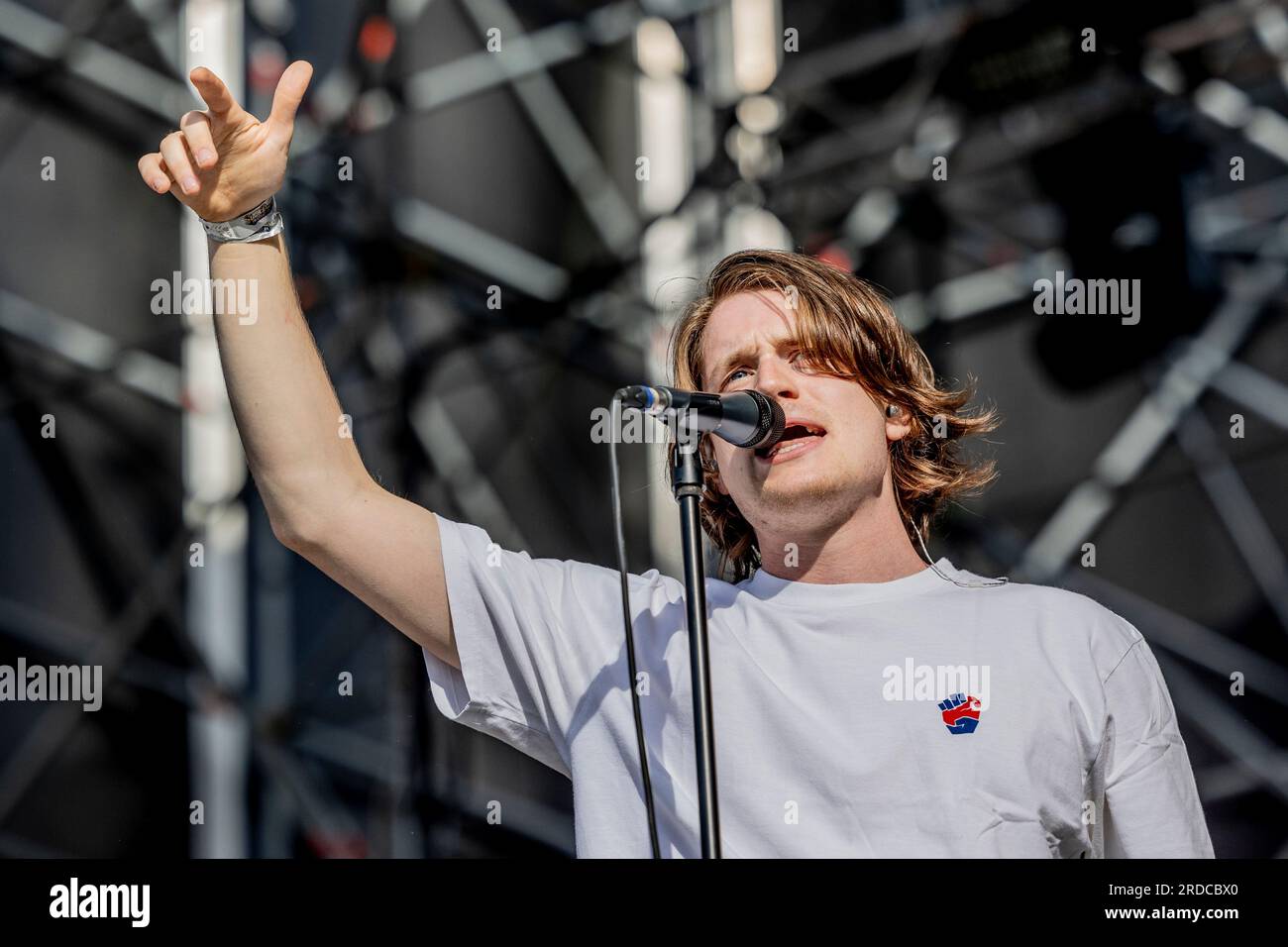 Monday proof singer hi-res stock photography and images - Alamy