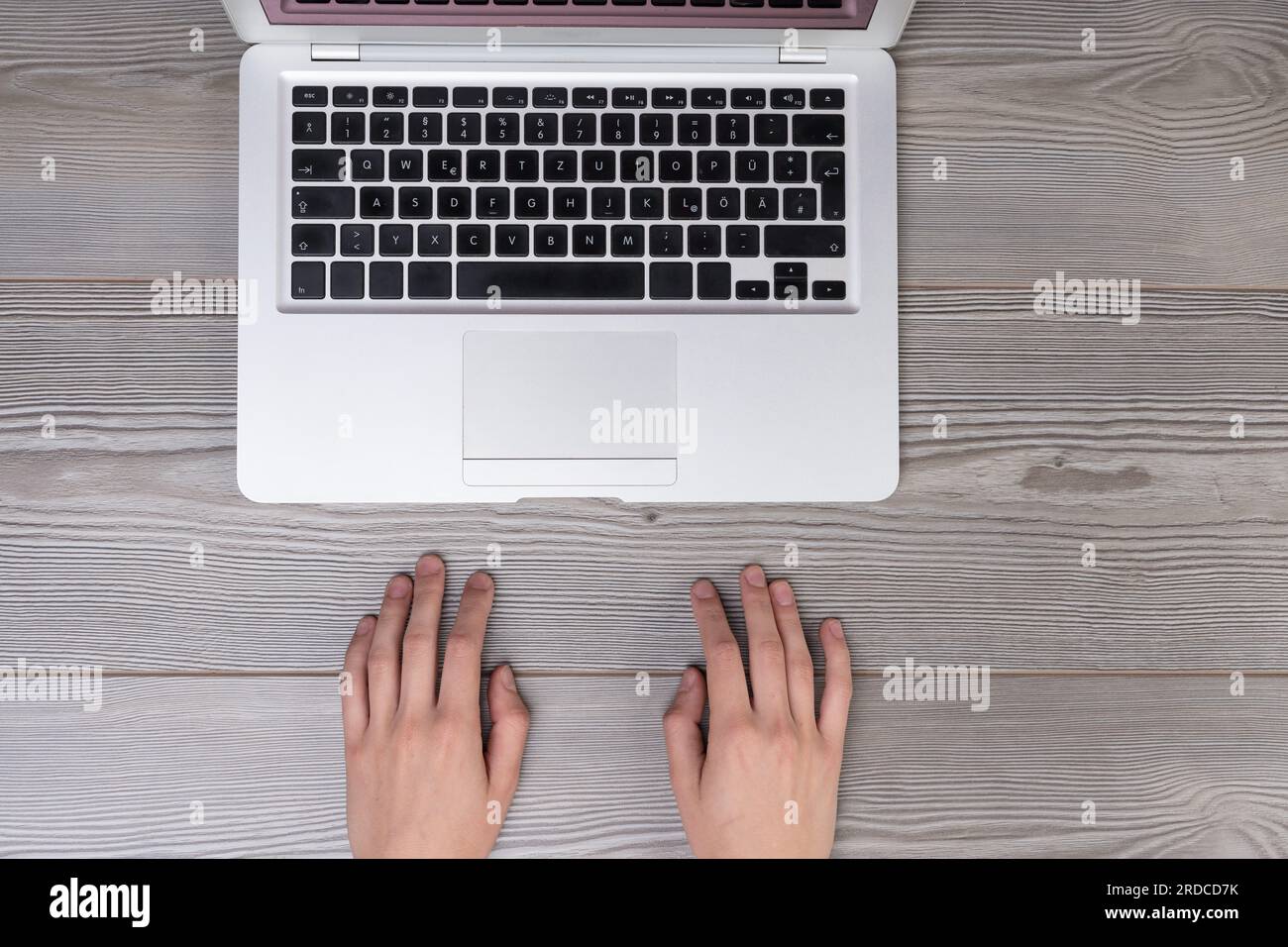 Wait block hi-res stock photography and images - Alamy