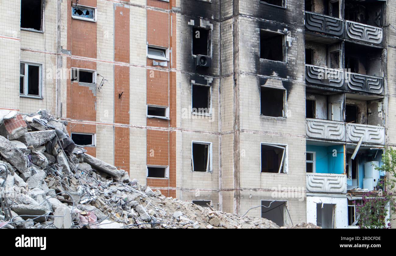 The destruction of a multi-storey building after being hit by an ...