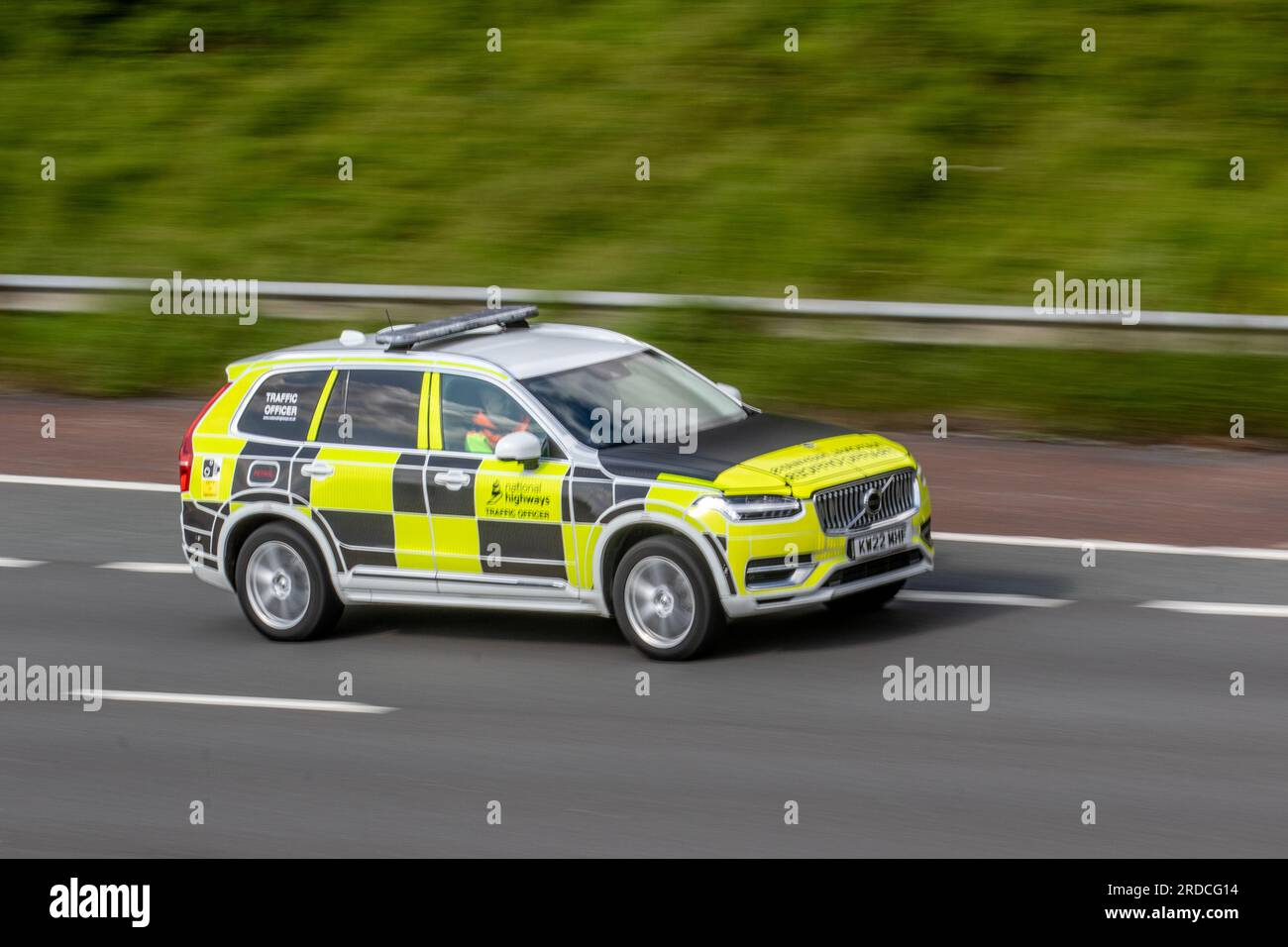 Volvo model xc90 momentum t8 recharge awd a hi-res stock photography ...