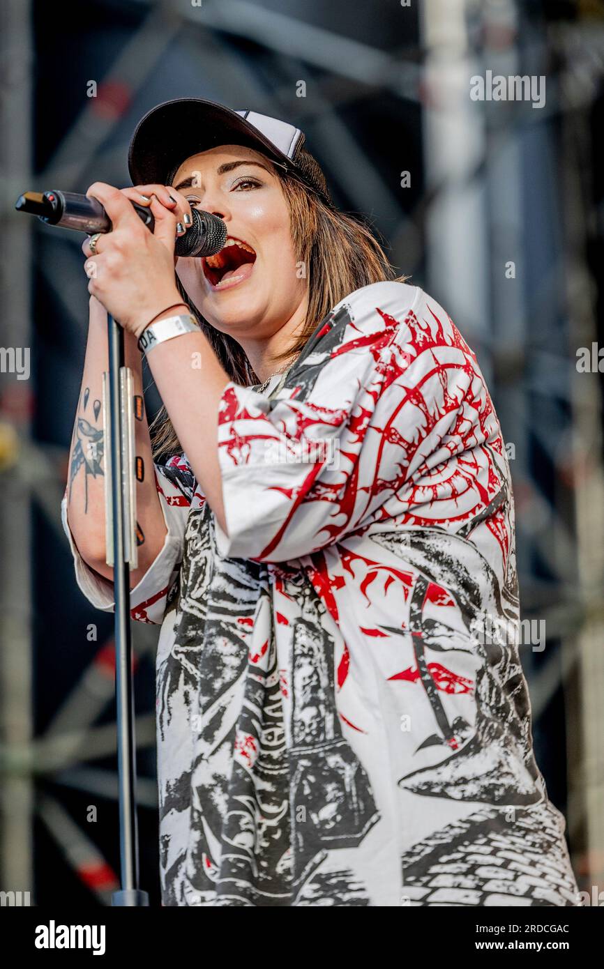 Stand atlantic performance hi-res stock photography and images - Alamy