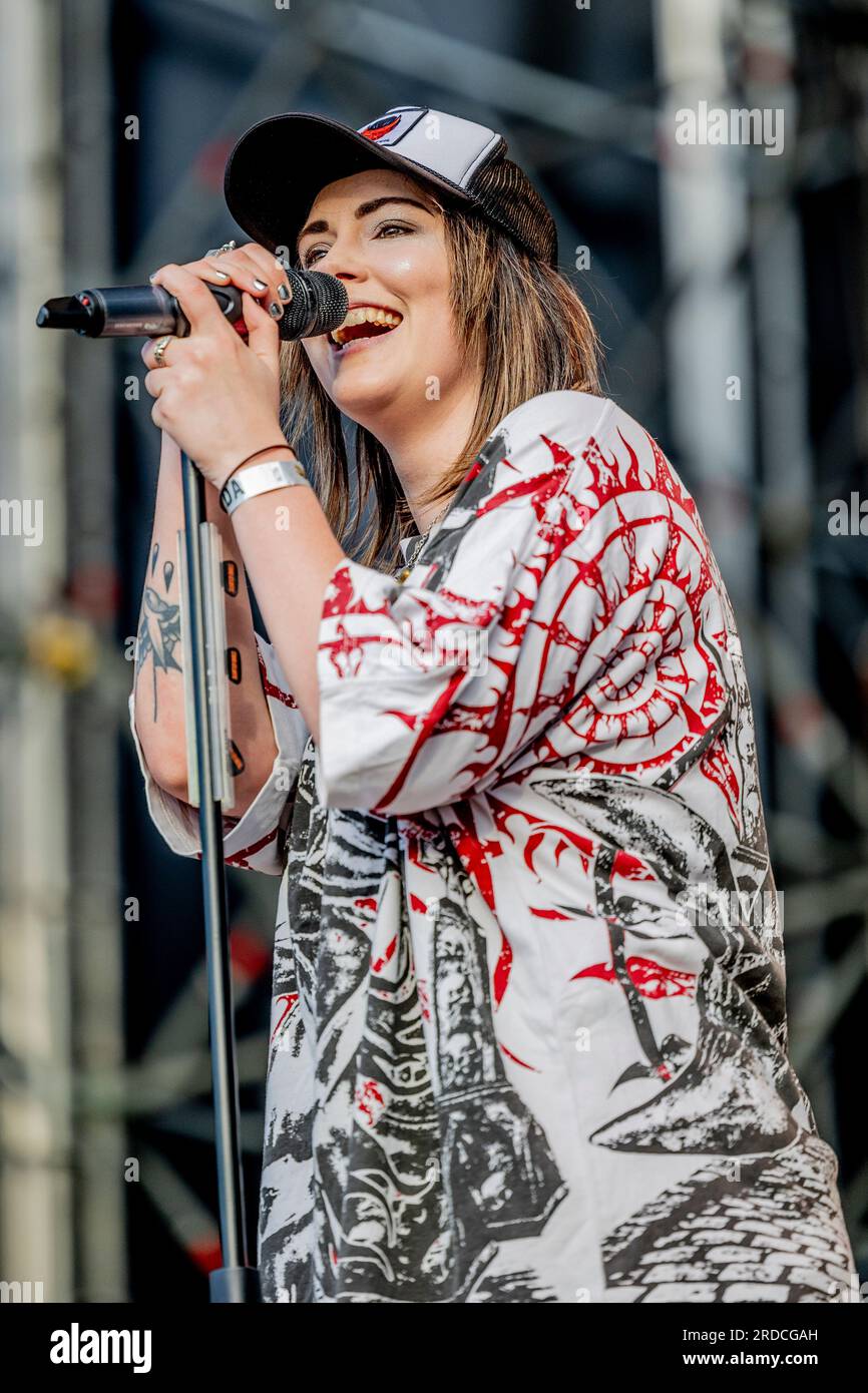 Stand atlantic performance hi-res stock photography and images - Alamy