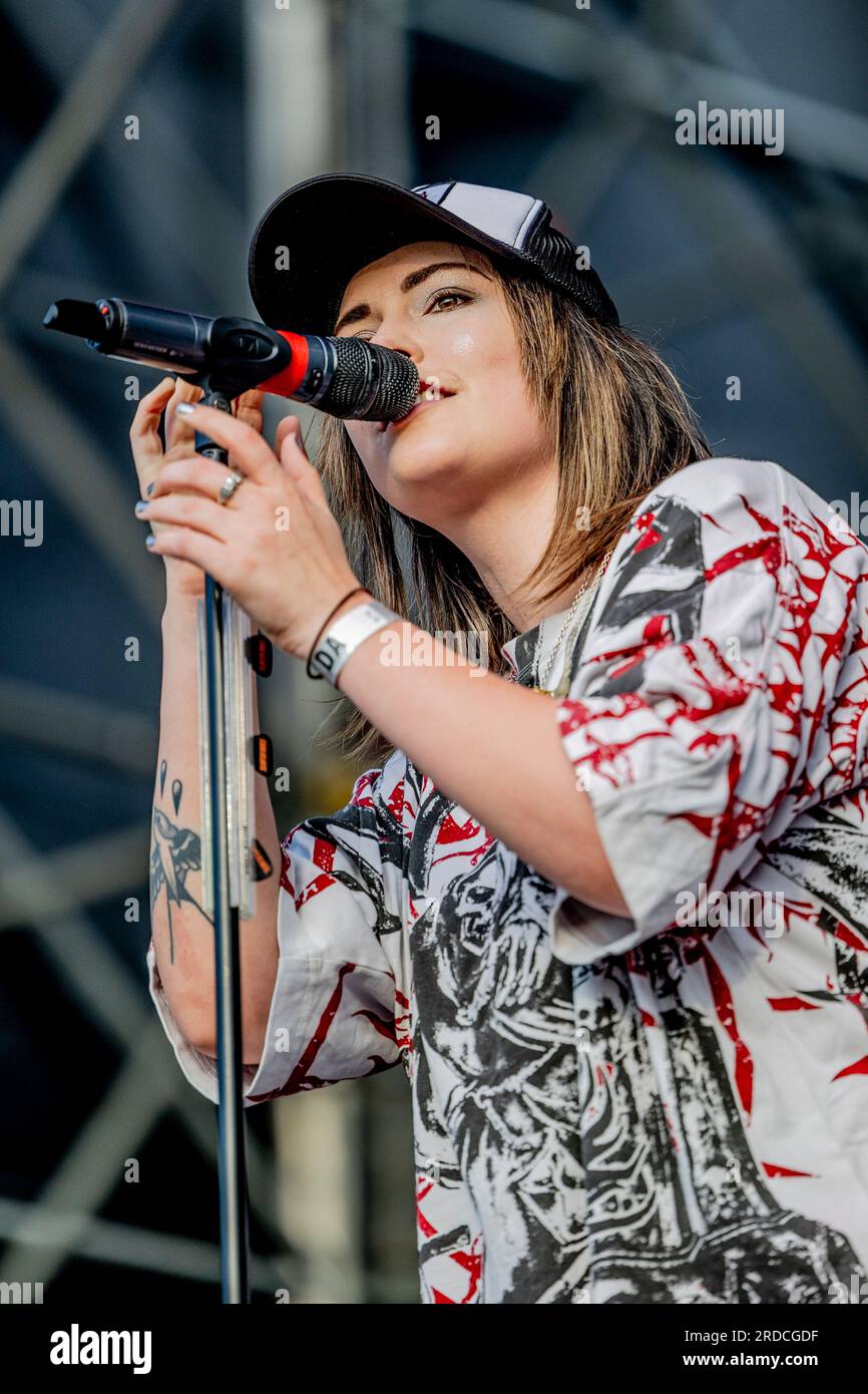 Stand atlantic music hi-res stock photography and images - Alamy