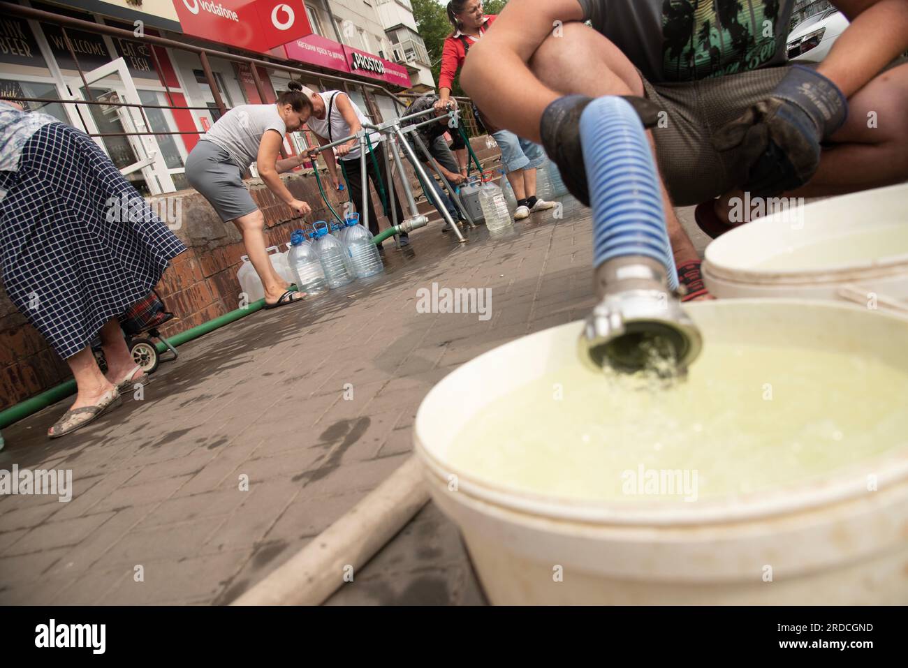 Decrease in drinking water hi-res stock photography and images - Alamy