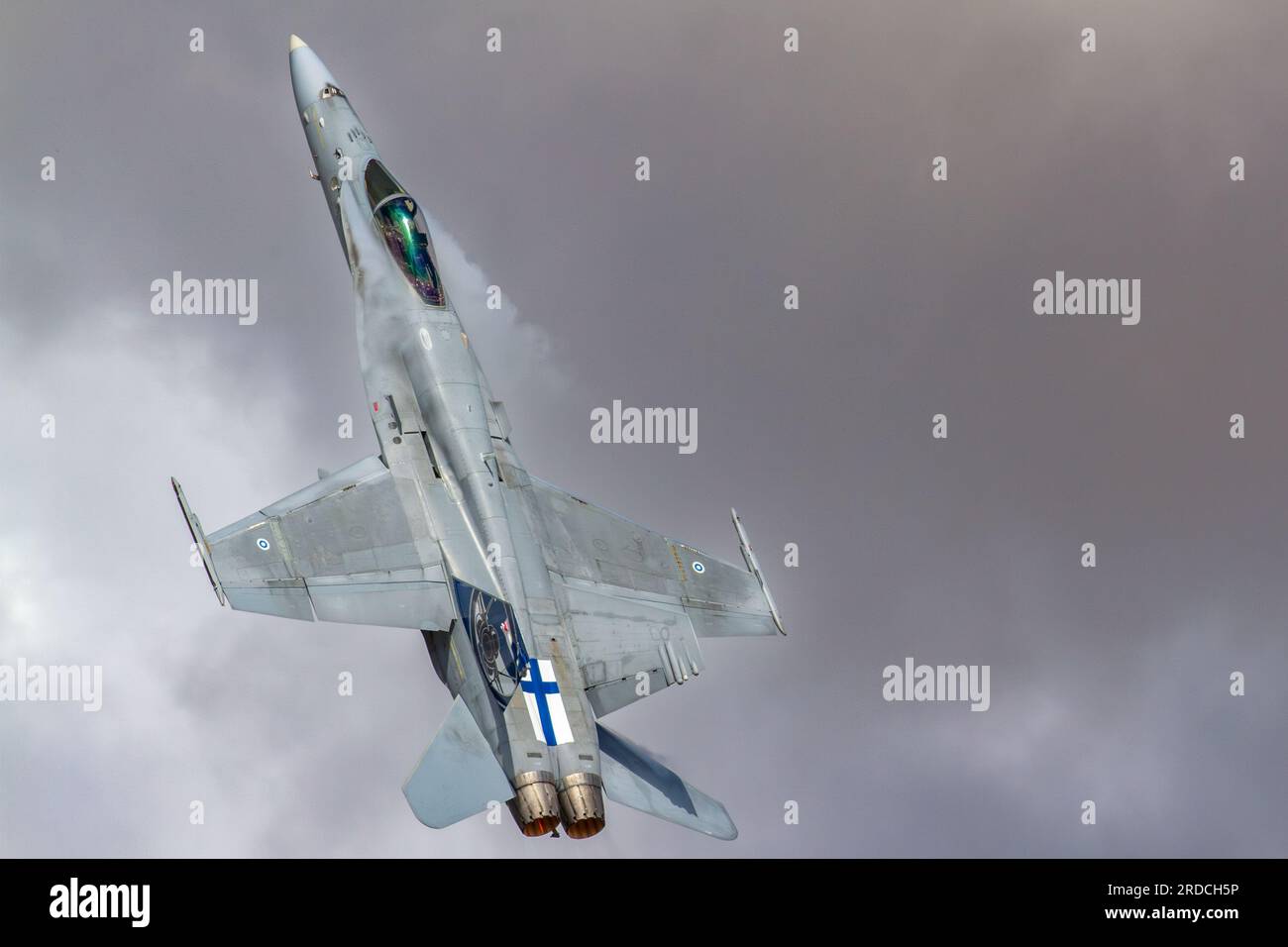 Hornet hn 411 hi-res stock photography and images - Alamy
