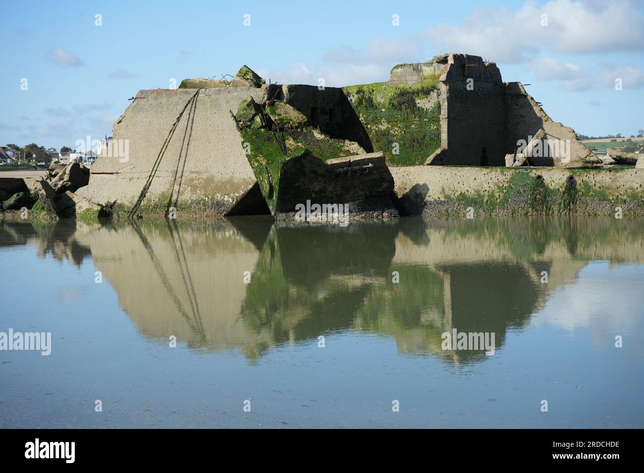 Remains of the WW2 D-Day Mulberry Harbour at Asnelles Beach ...