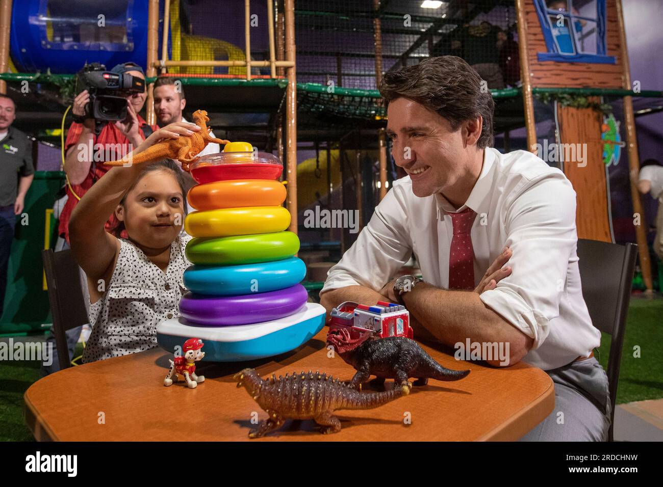 Canada Prime Minister Justin Trudeau five-years-old Genesis Ayala at ...