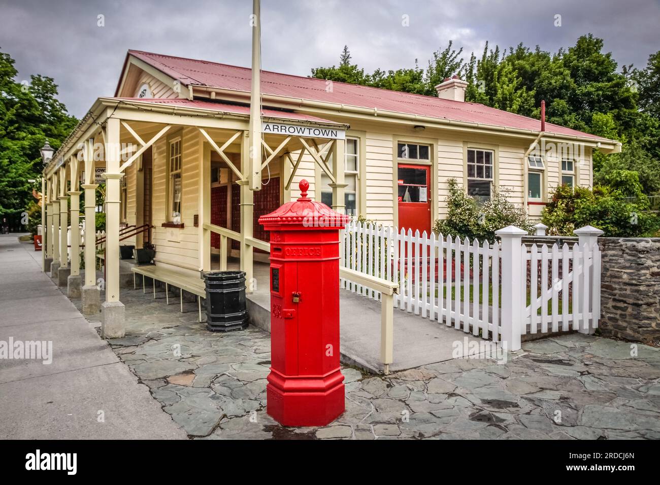 geography / travel, New Zealand, Otega, Arrowtown, Old post station in ...