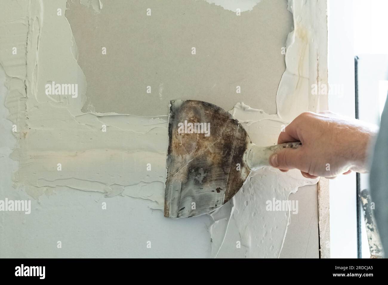 Home renovation new wall plaster interior work Stock Photo - Alamy