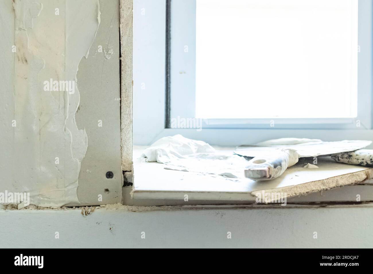 Home renovation new wall plaster interior work Stock Photo - Alamy