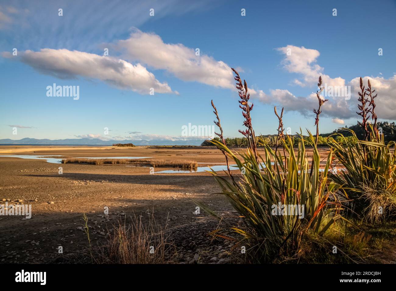 geography / travel, New Zealand, Tasman District, Marahau, ADDITIONAL ...