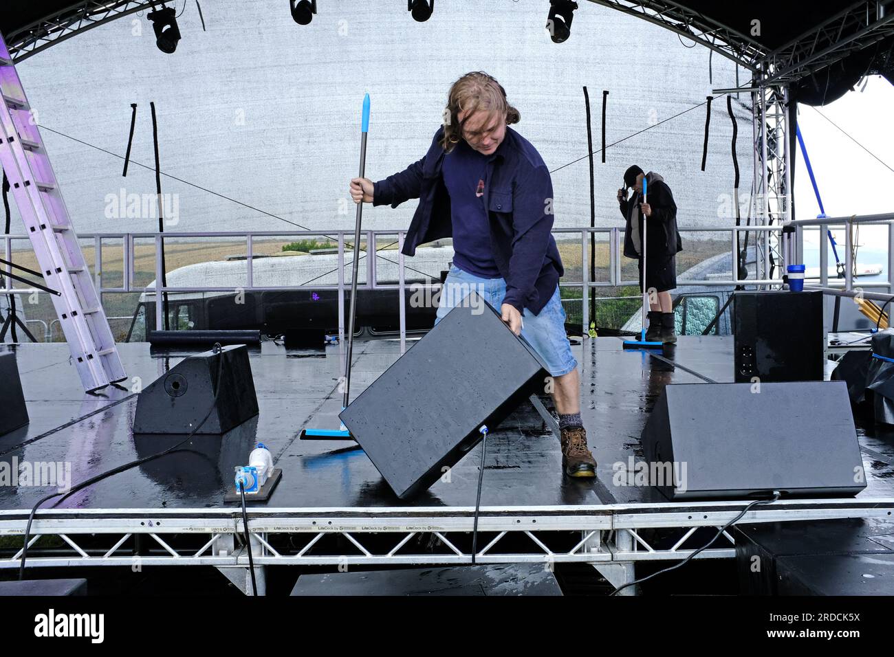 Rain at a festival hi-res stock photography and images - Alamy