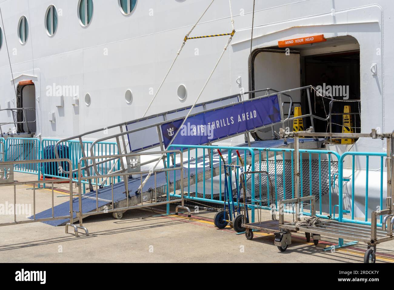 Cruise ship gangway entrance hi-res stock photography and images - Alamy