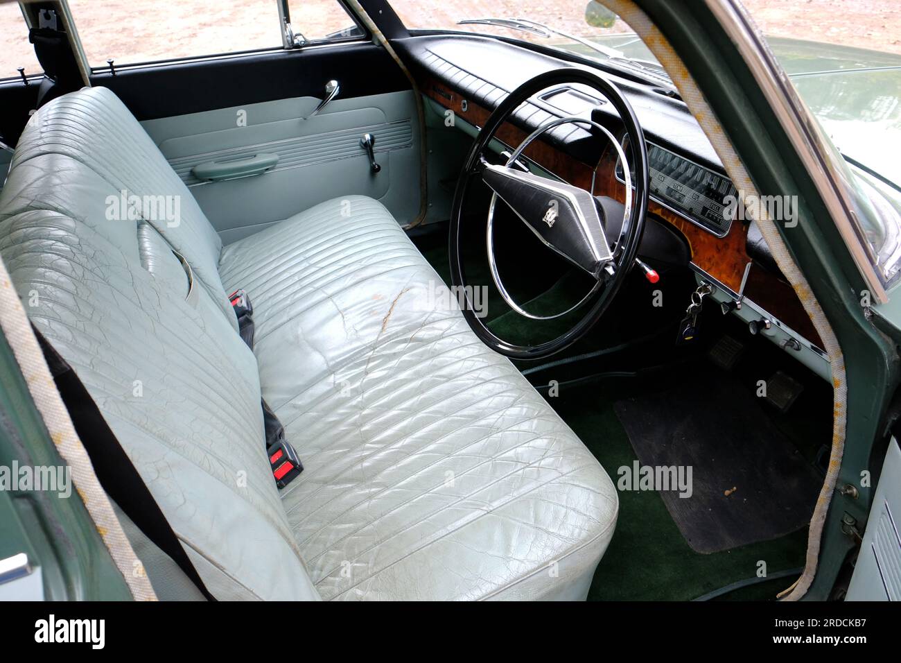 1964 Vauxhall PB Cresta classic British family car Stock Photo - Alamy