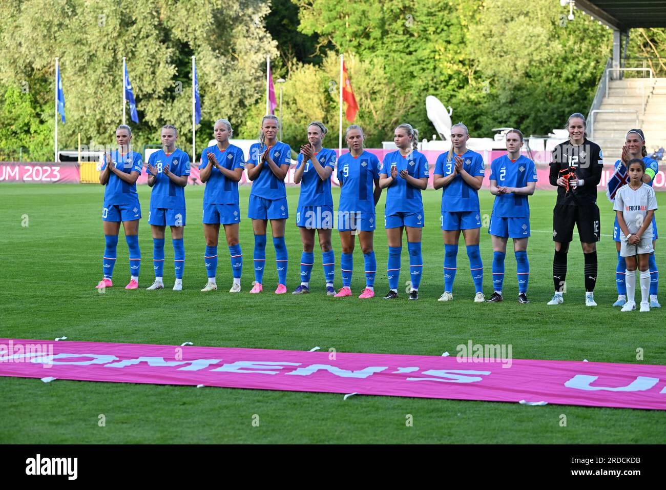 Iceland women national team hi-res stock photography and images - Alamy