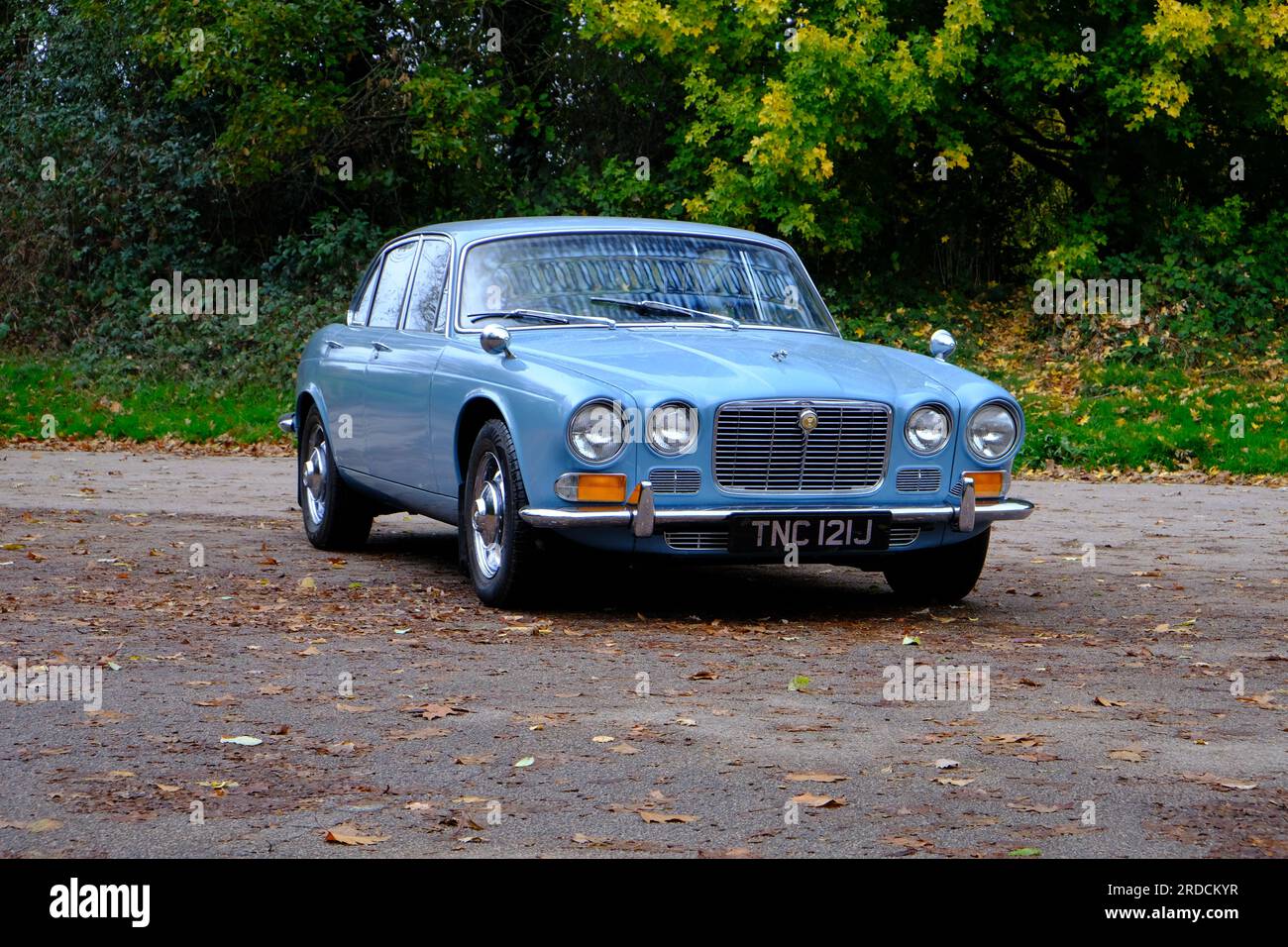 1970 Jaguar XJ6 classic British luxury car Stock Photo - Alamy