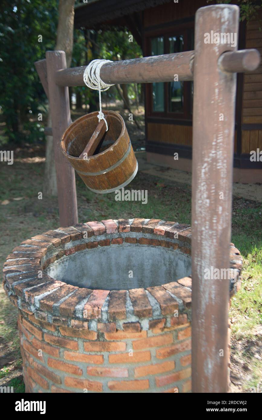 Well bucket winch hi-res stock photography and images - Alamy