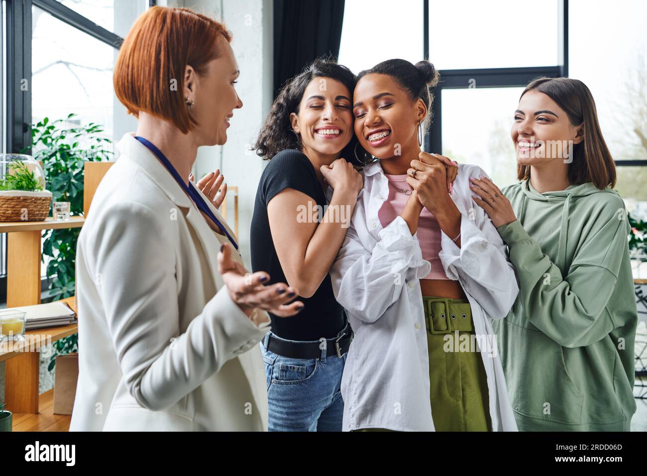 Girlfriend female friendship hi-res stock photography and images - Alamy