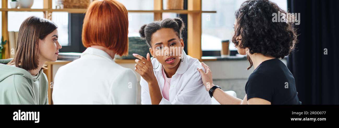 Female talking young sad hi-res stock photography and images - Alamy