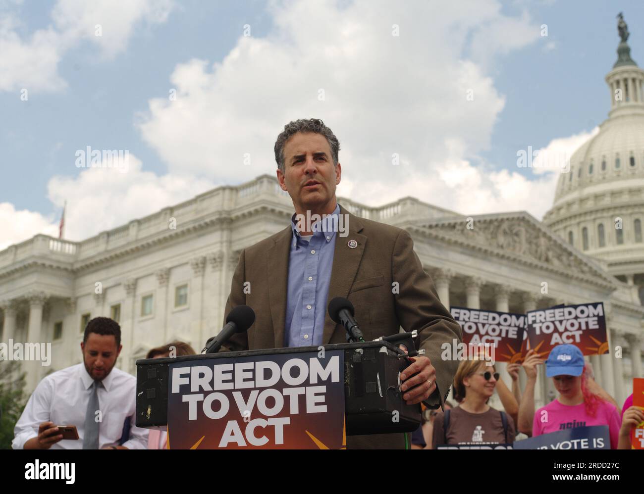 Rep john sarbanes hi-res stock photography and images - Alamy