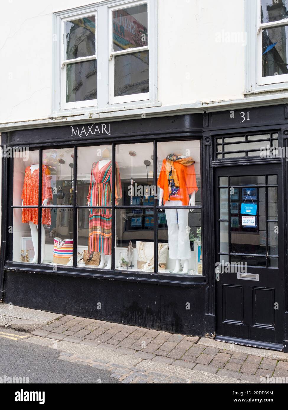 Maxari shop hi-res stock photography and images - Alamy