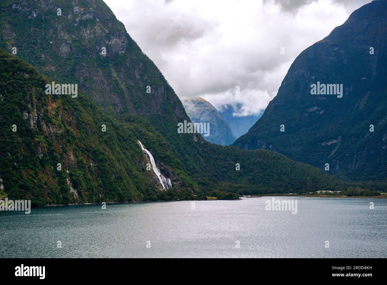 Bowen Falls, Milford Sound, Piopiotahi, Fiordland National Park, South ...
