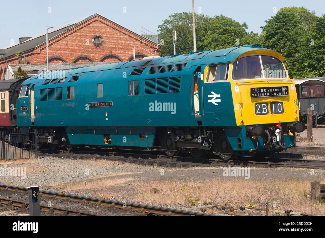 Western Courier preserved diesel hydraulic locomotive waits at ...