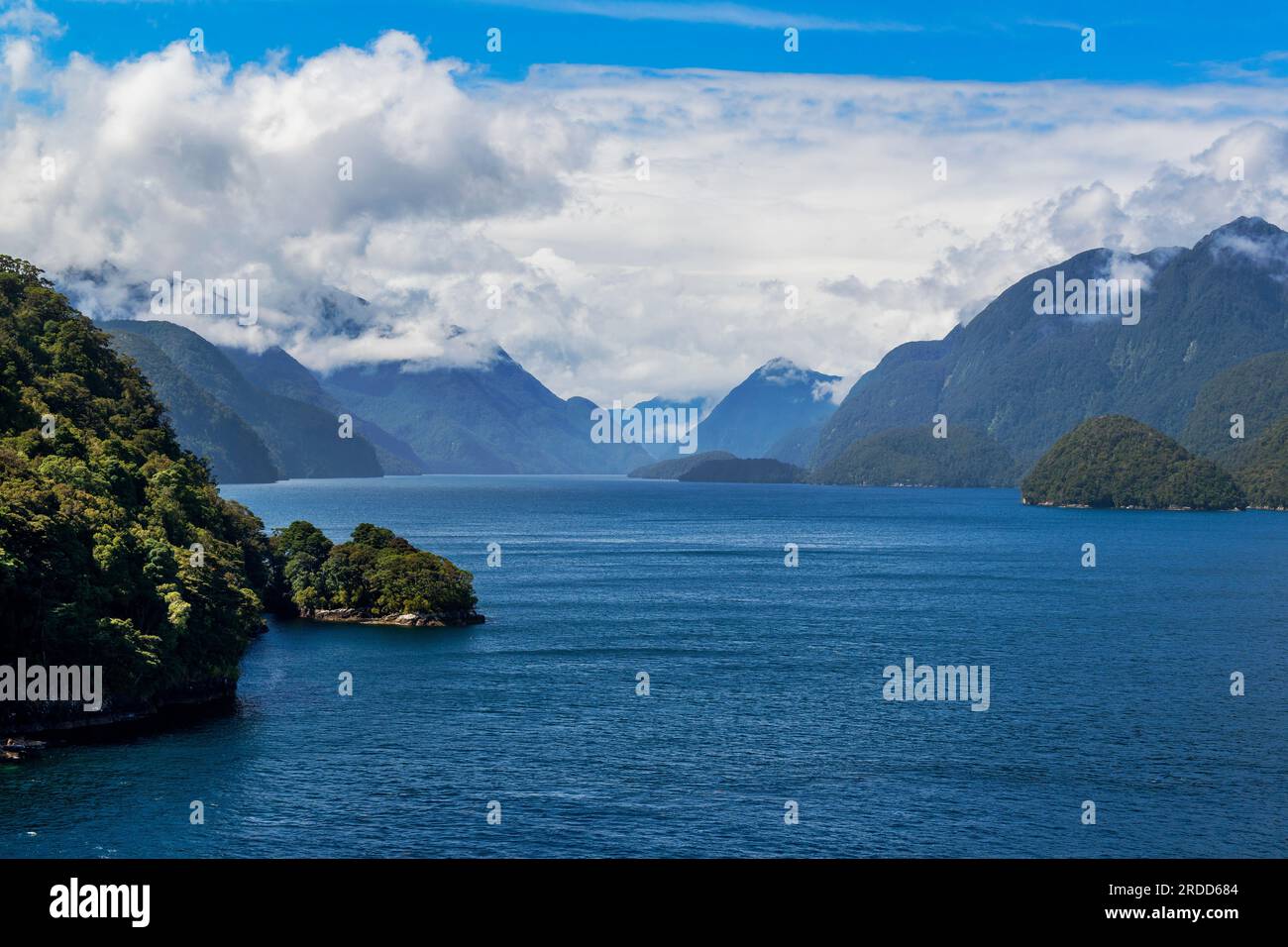 Dusky Sound, Tamatea, one of the most complex of the many fiords ...