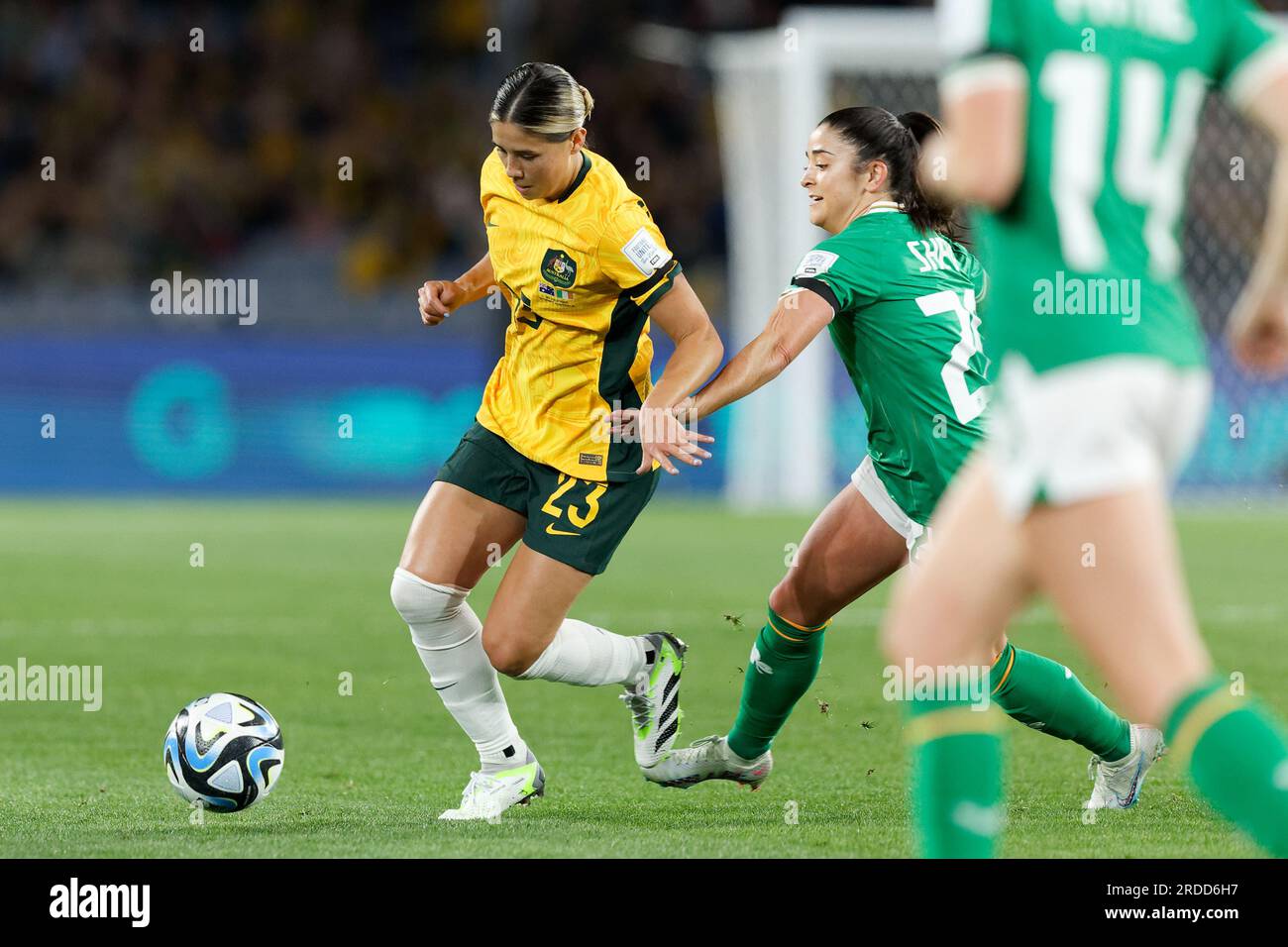 Football kyra cooney cross hi-res stock photography and images - Alamy