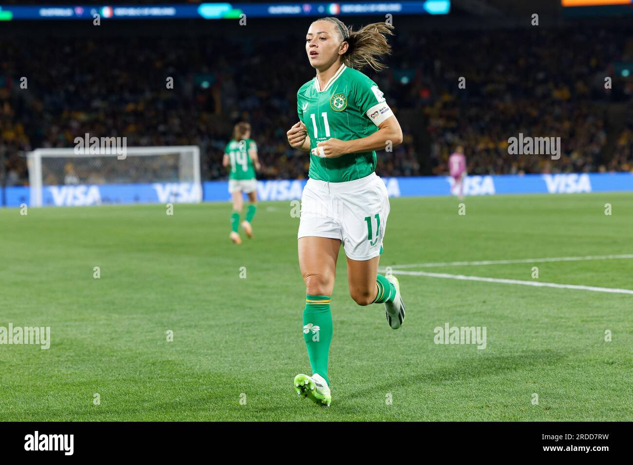 Sydney, Australia. 20th July, 2023. Katie McCABE of Ireland runs to ...