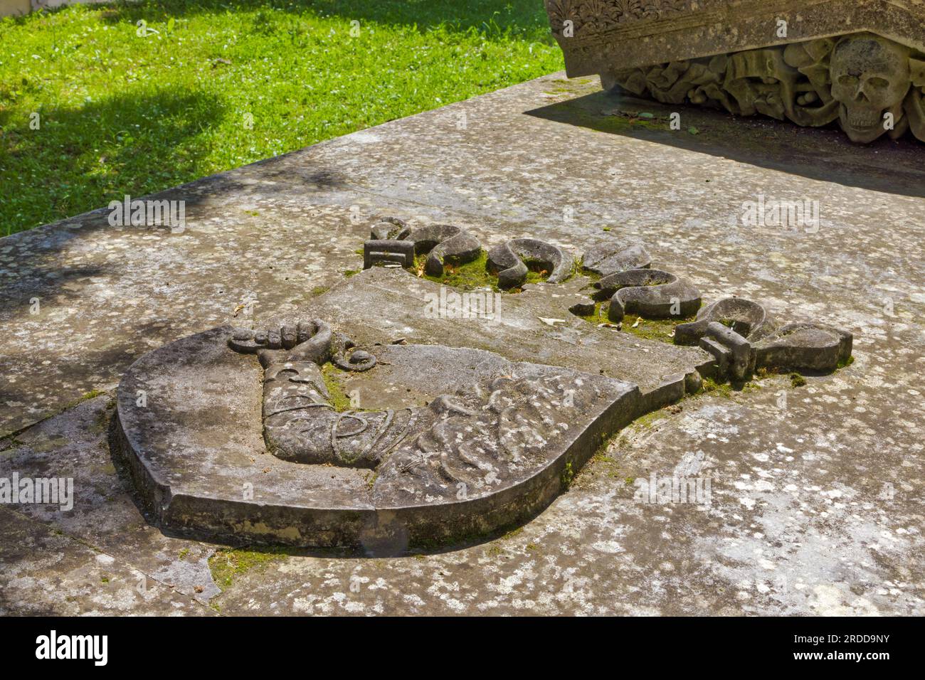 Medieval Relief on Bihac Sarcophagus in Bosnia and Herzegovina Stock ...